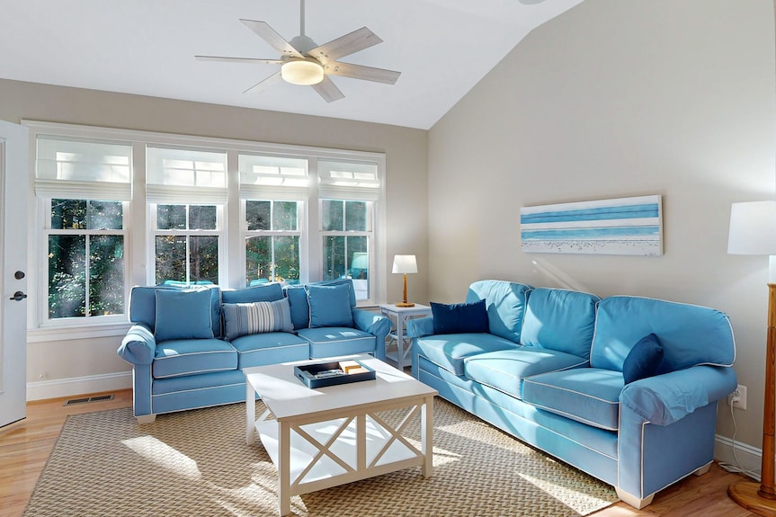 Bayside Resort Retreat With Grill, Central Ac, & Paid-access Pools & Hot Tub - Delaware