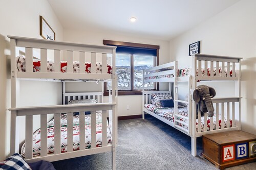 Aspen Meadows - Luxury Mountain Chalet - Silverthorne, CO
