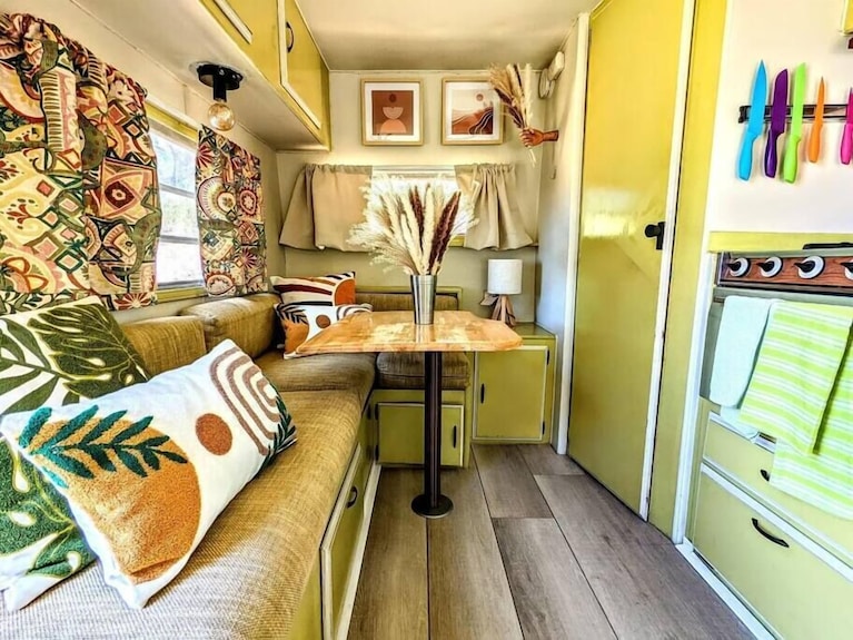 Vct#1 The Real Teal - Vintage Camper -Glamping W/lake Views - California