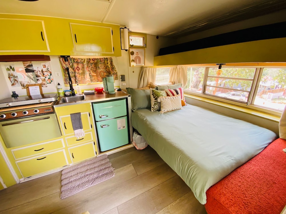 Vct#1 The Real Teal - Vintage Camper -Glamping W/lake Views - Warner Springs, CA