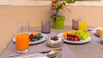 Café da manhã continental grátis todos os dias