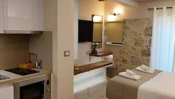 Suite Superior | Kitchenette privada | Minifrigorífico, um micro-ondas, uma placa de cozinha