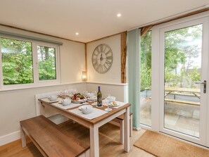Casa de Campo | Cozinha privada | Um frigorífico, uma máquina de lavar louça, uma chaleira elétrica
