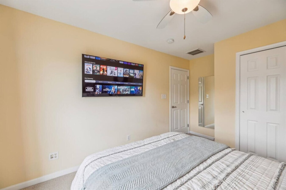 Coastal Charm At Bayside, Golf Cart Access, Pools - Bethany Beach, DE