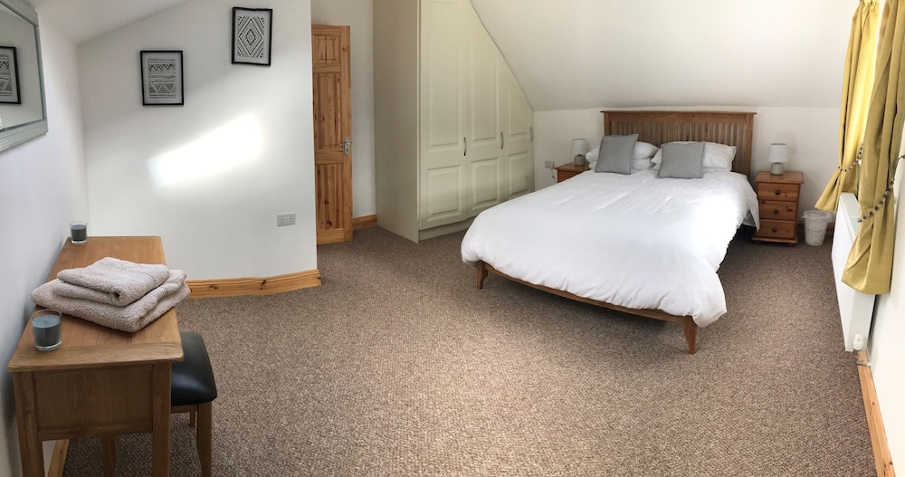 3 Bedroom Cottage Near Kilrush & Doonbeg - County Kerry