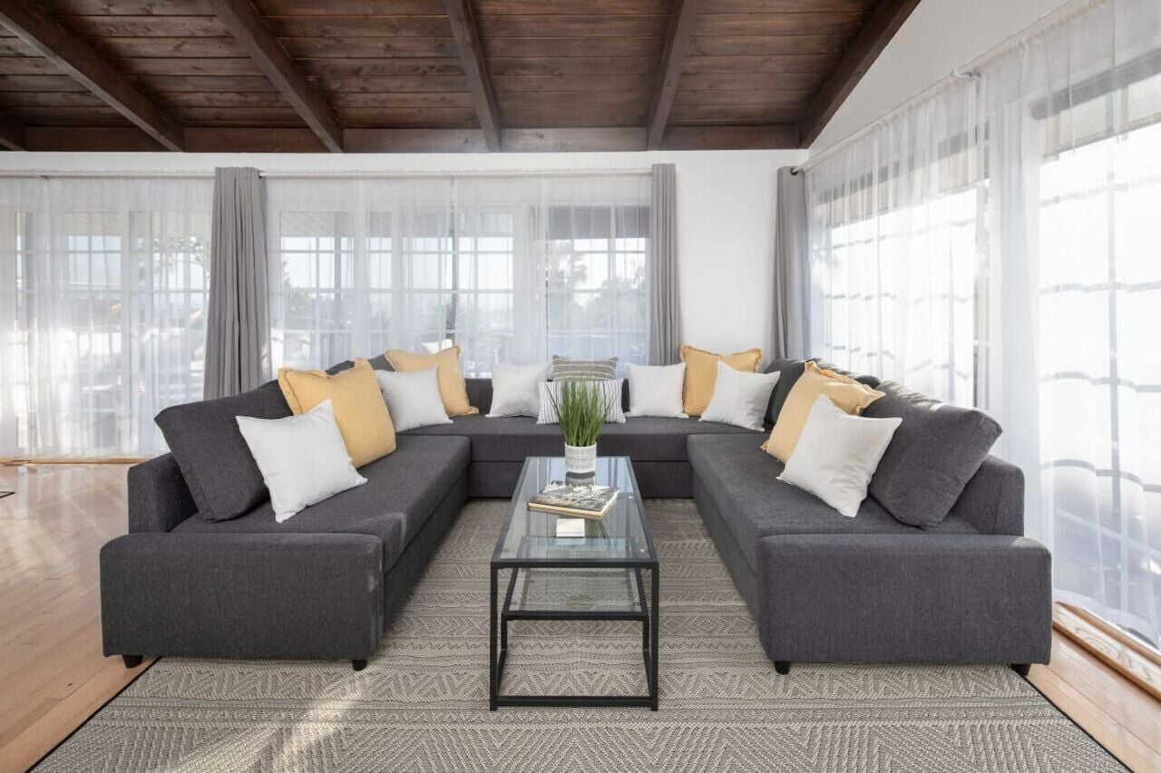 4 Bedroom 2 Bath With Ocean View, Hot Tub, Parking - Chula Vista, CA