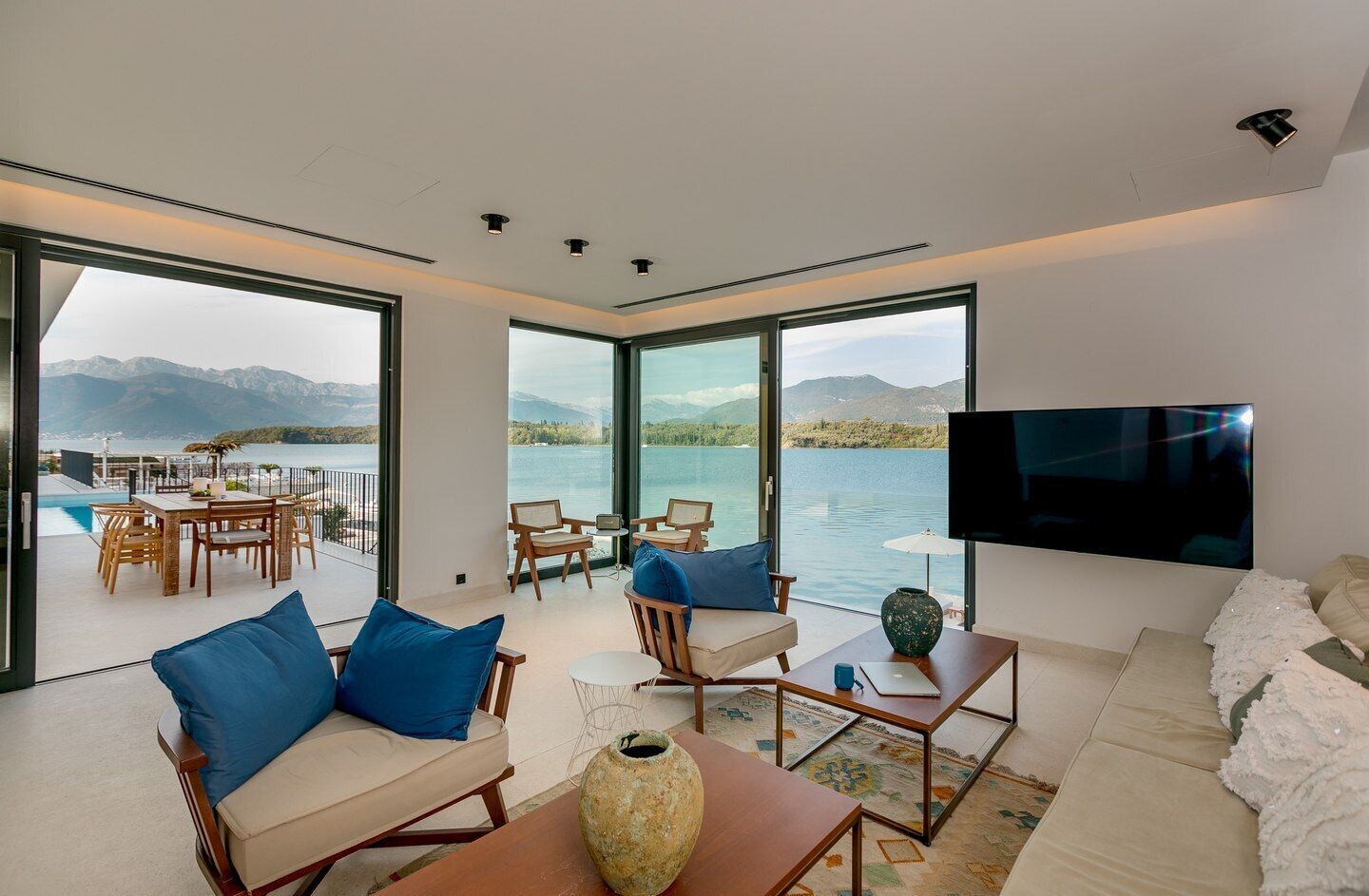 Luxury Villa In A Quiet Bay With A Private Beach - Budva