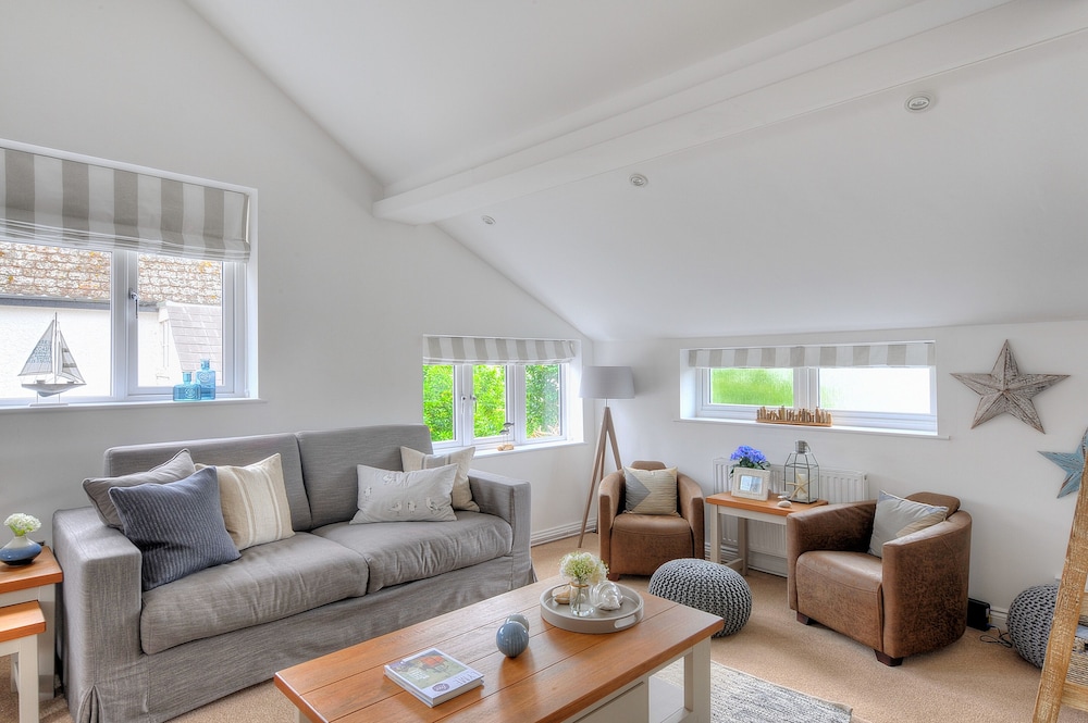 11 The Gables - Lyme Regis