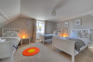 Casa de campo | 5 quartos, individualmente decorados, individualmente mobiliados