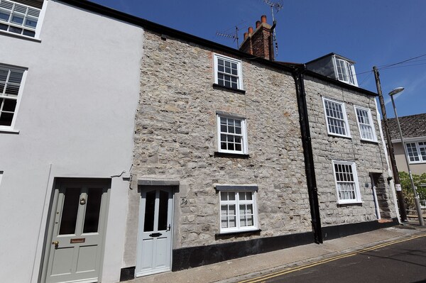 24 Mill Green - Lyme Regis