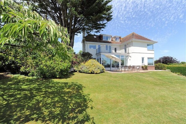 Somerhill - Lyme Regis