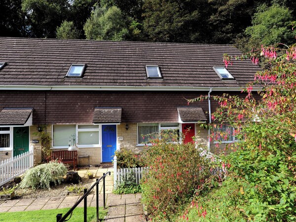 44 Fernhill Heights - Charmouth