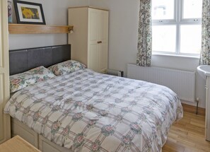 3 quartos, roupa de cama fornecida 