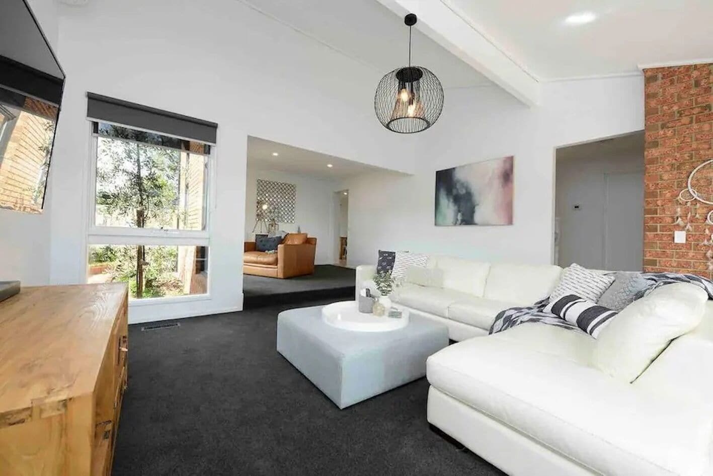 Nirvana Retreat - Large Modern 4 Bedroom House With Large Undercover Area And Outdoor Spa - Frankston