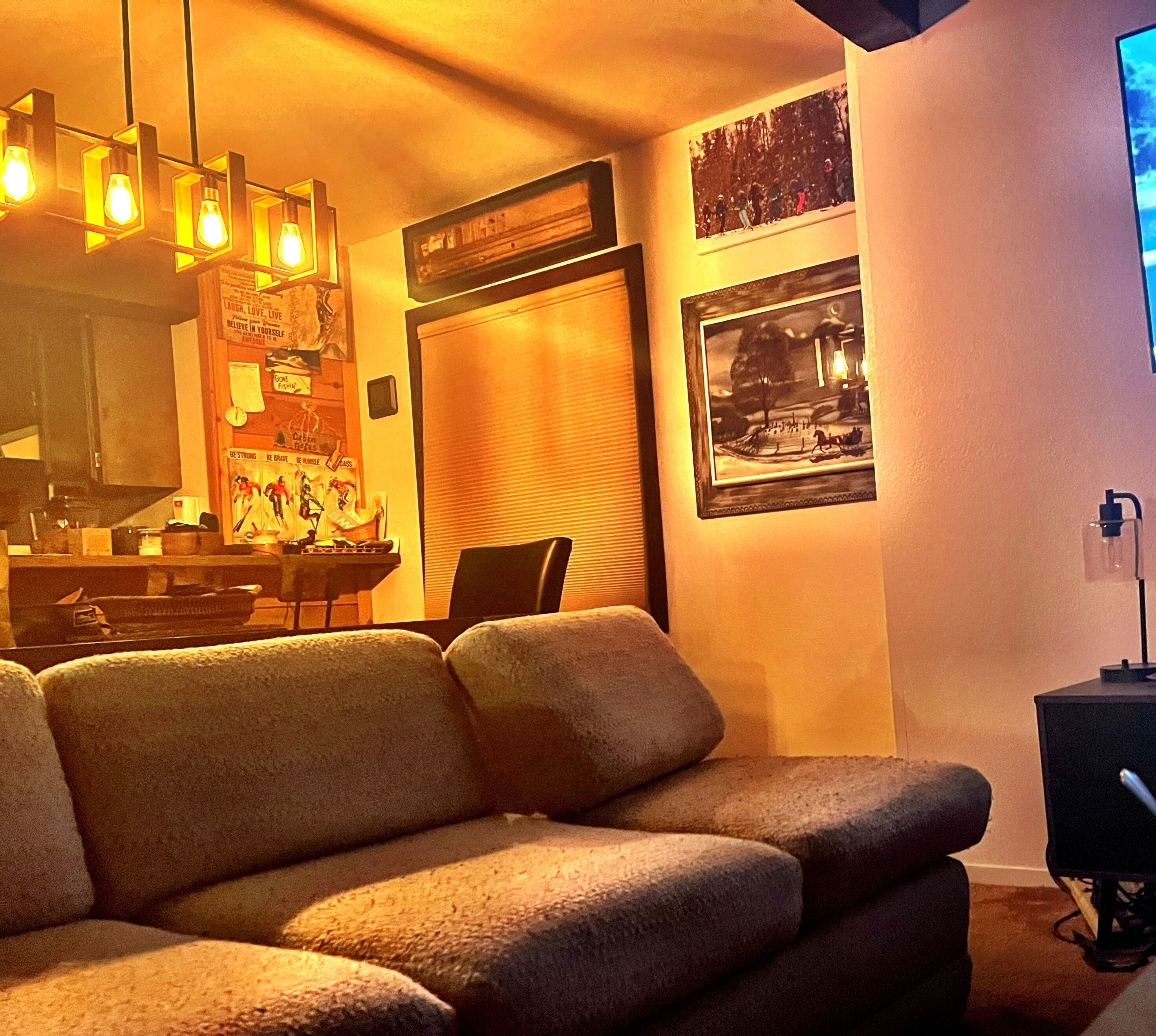 Perfect Family & Dog Friendly 2 Story Condo, Sleeps 8+, 1 Mile To Village,  #66 - Mammoth Lakes, CA