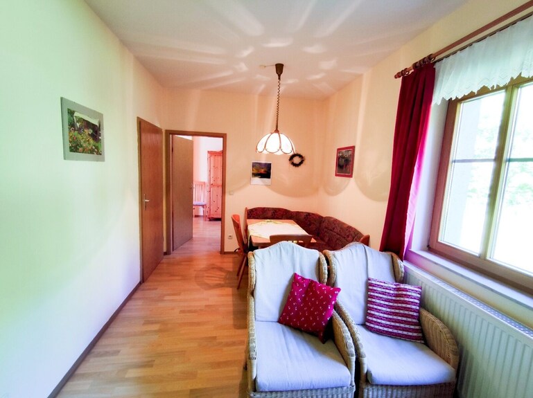 Spacious Vacation Apartment (60 M²) For Up To One Person With Two Bathrooms And Free Wifi - Rothenburg