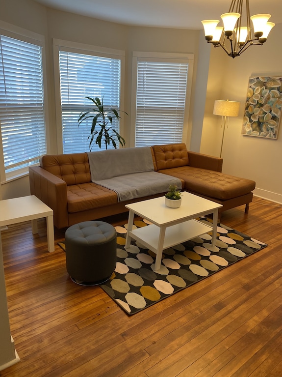 Cheerful 5 Bed Residential House. - Bridgeport