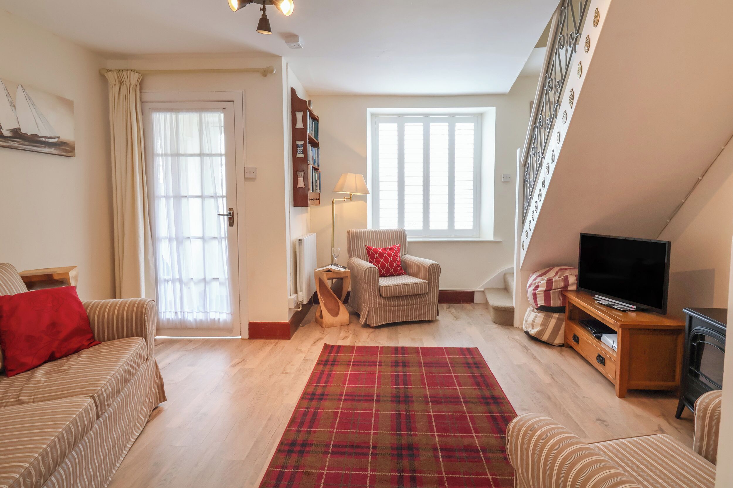 3 Dolphin Cottages, Family Friendly In Lyme Regis - Lyme Regis