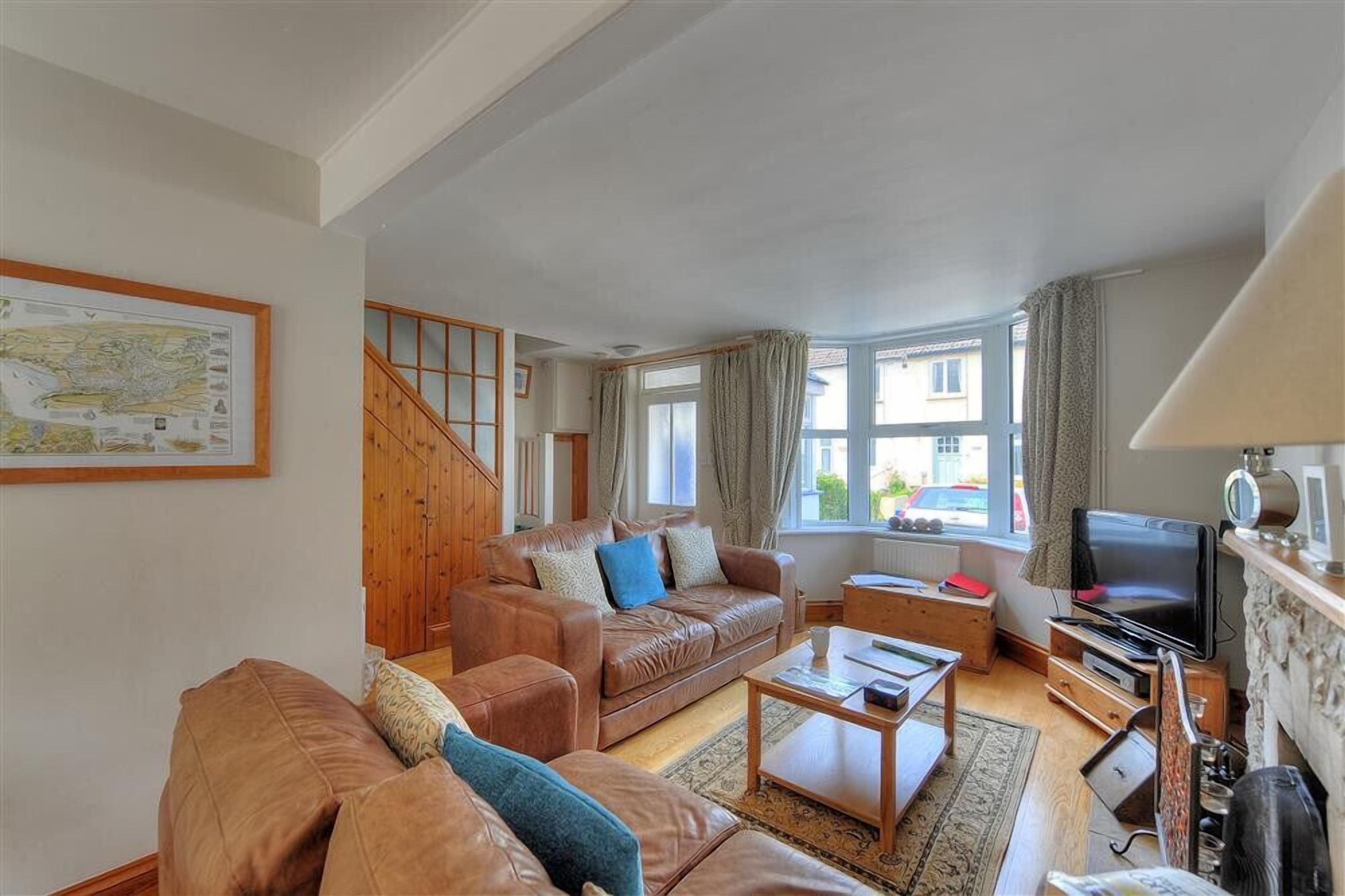 Ivy Cottage, Pet Friendly, Country Holiday Cottage In Beer - Beer