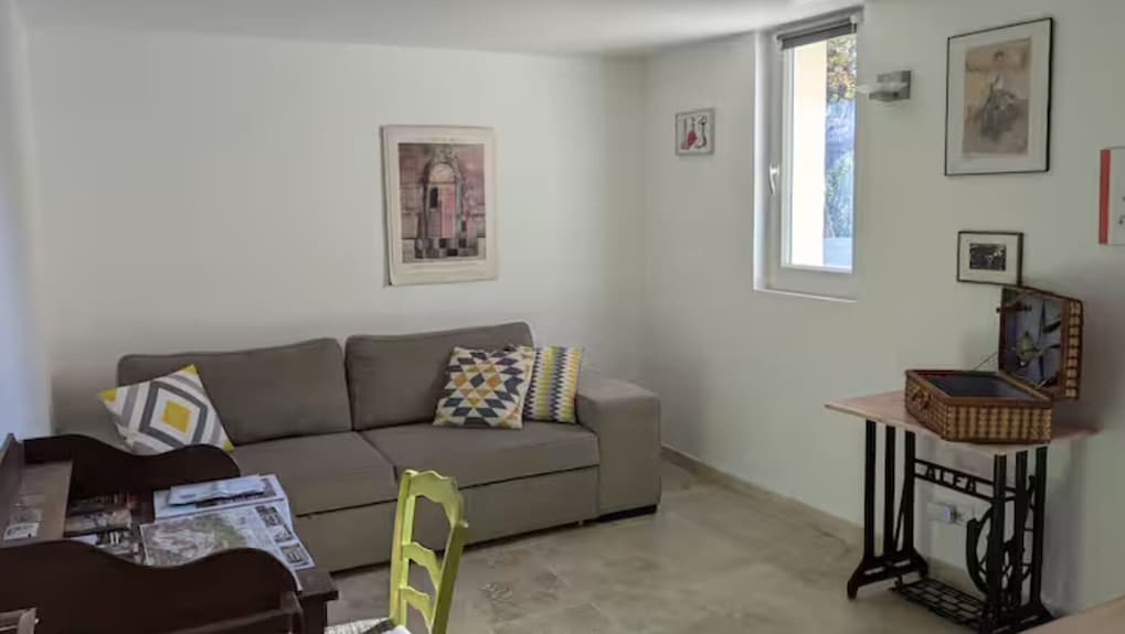 Beautiful New Apartment In The Heart Of The Luberon - Apt