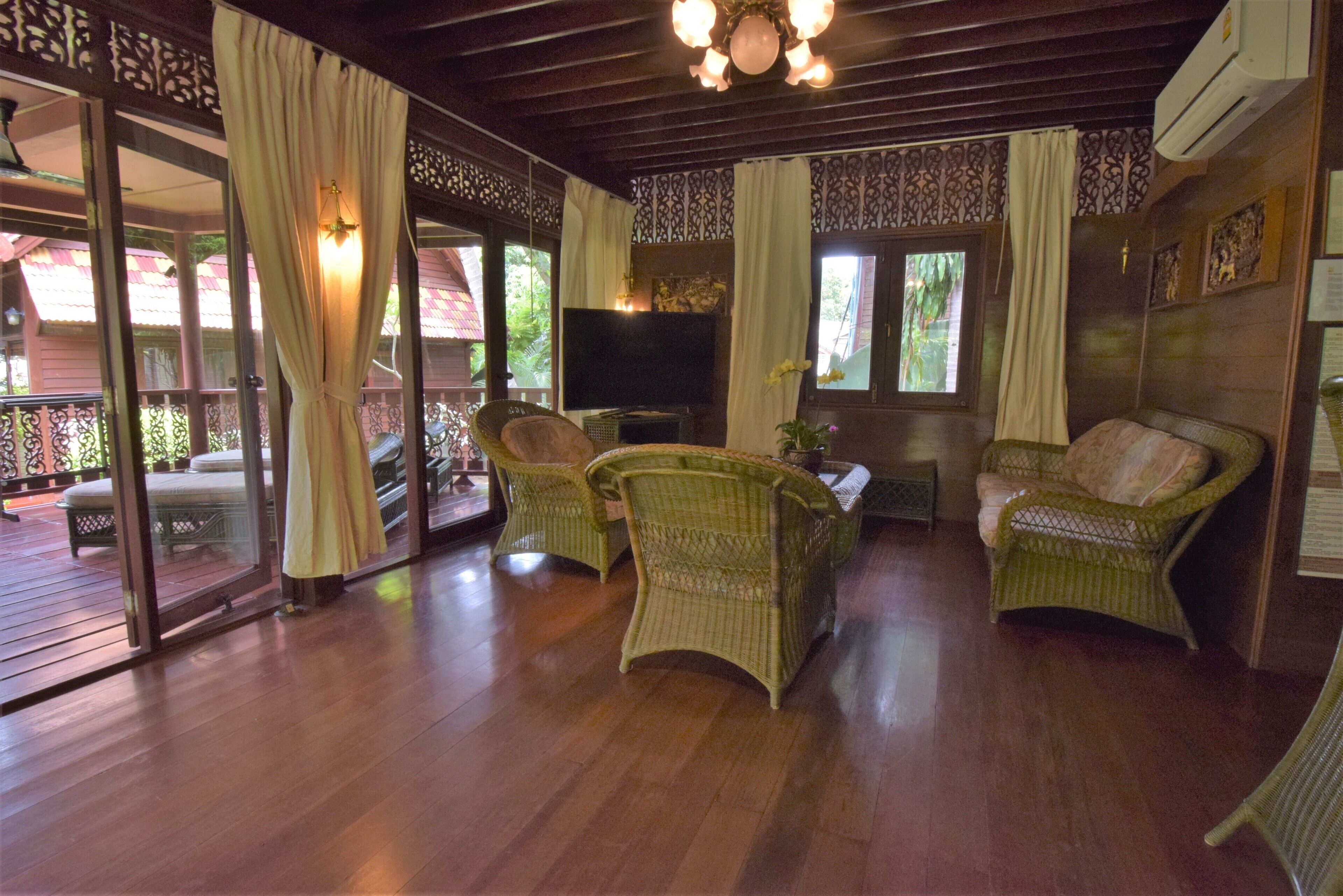 Coconut Tropicana Villa T5  2/3 Bedroom Villa  Beach Side - Ko Pha Ngan