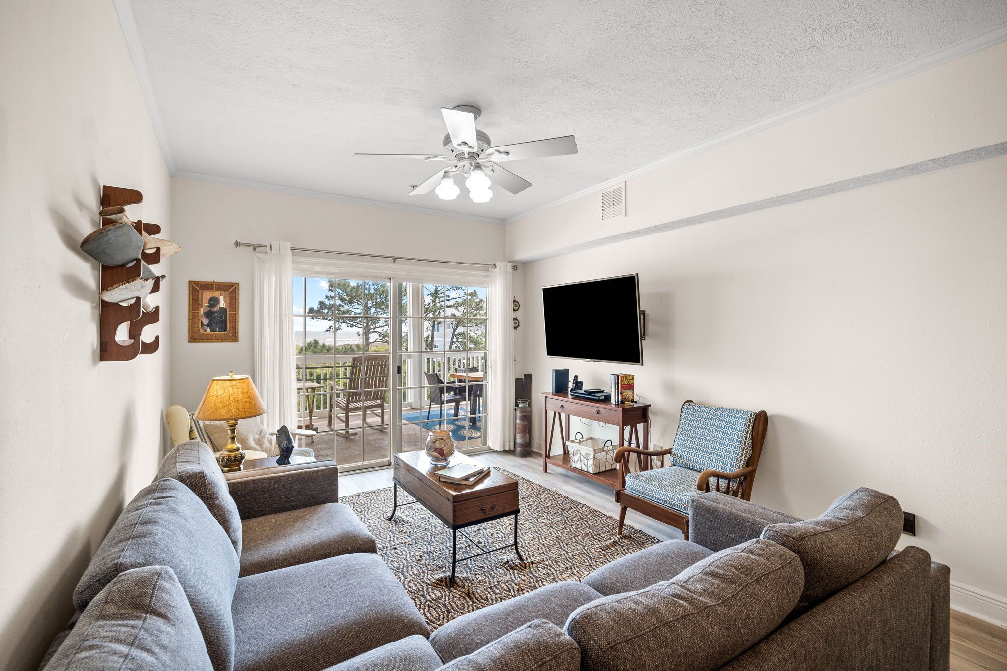 Beachfront Condo! Community Pool Access! Dog-friendly! - Cape San Blas, FL