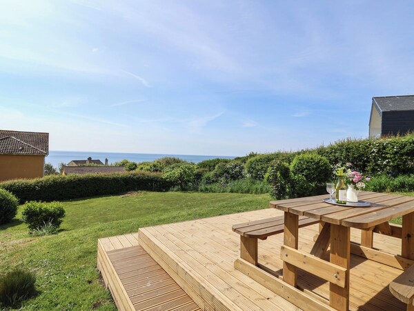 Tillicum - Charmouth