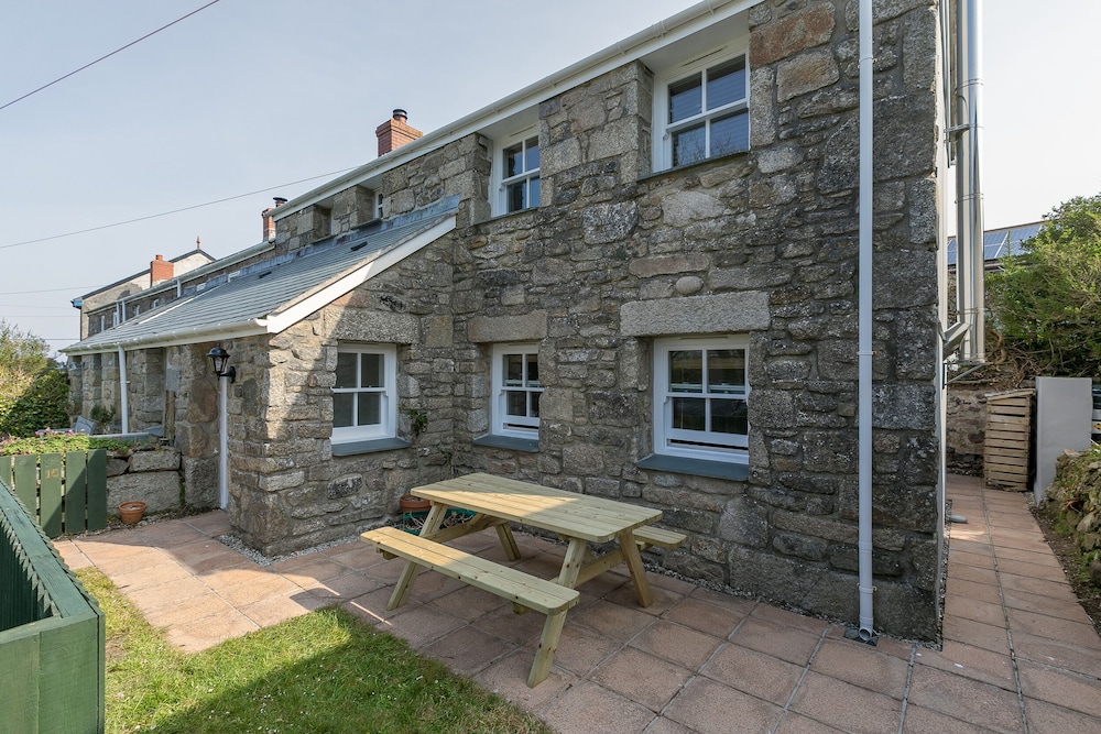 15 Boscaswell Downs - Pendeen