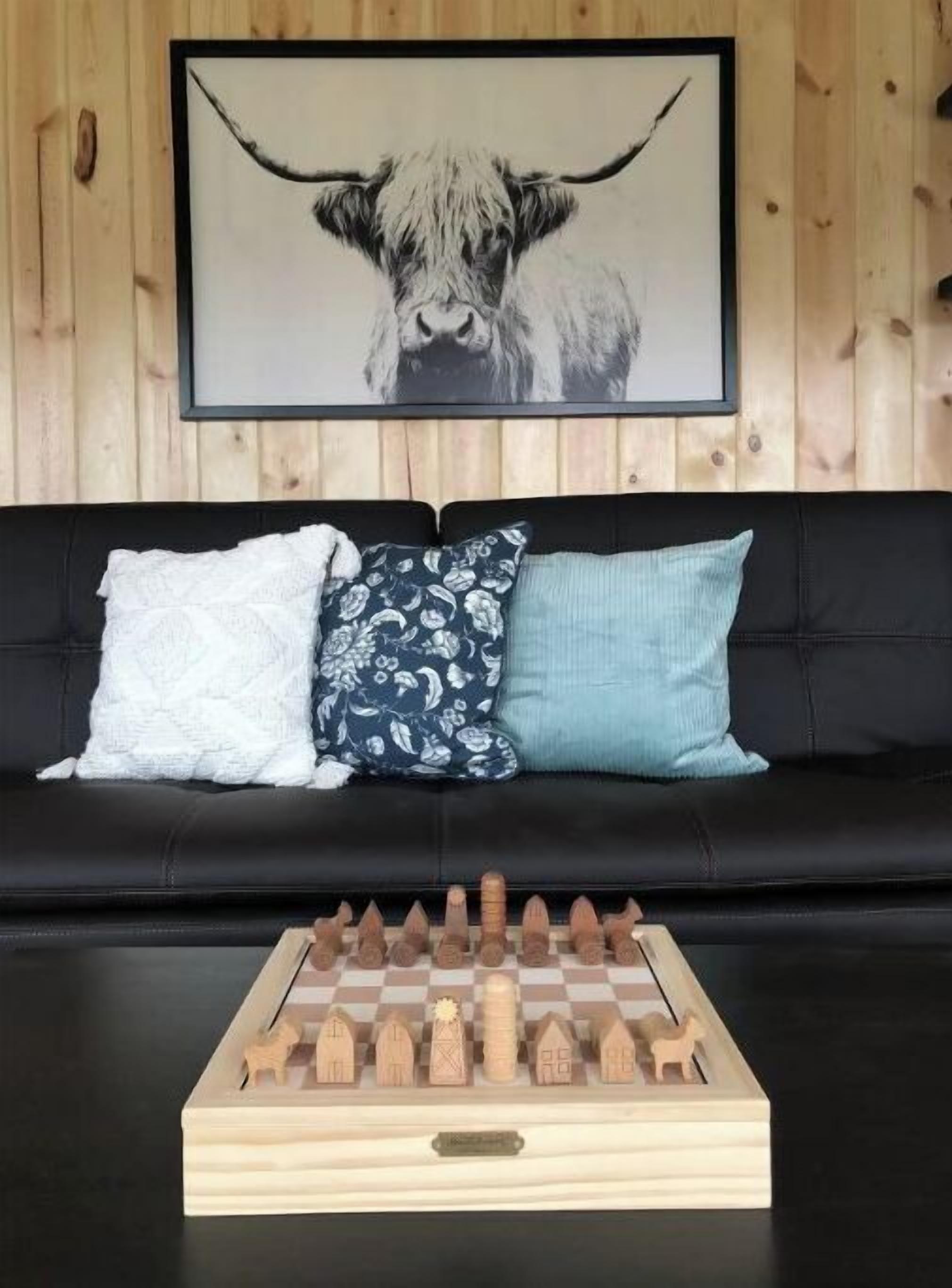 Solar Powered Farm Retreat Includes 2 Bonus Tiny Cabins! - Butte, MT