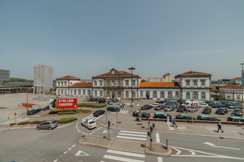 Courtyard Oporto Design Apartment F - Gondomar