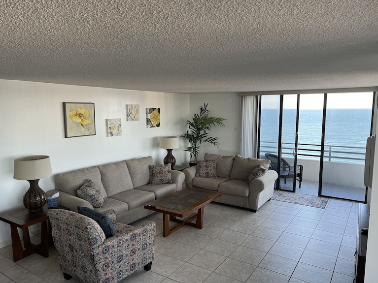 12th Floor Oceanfront South End Unit Overlooking Daytona - Daytona Beach, FL