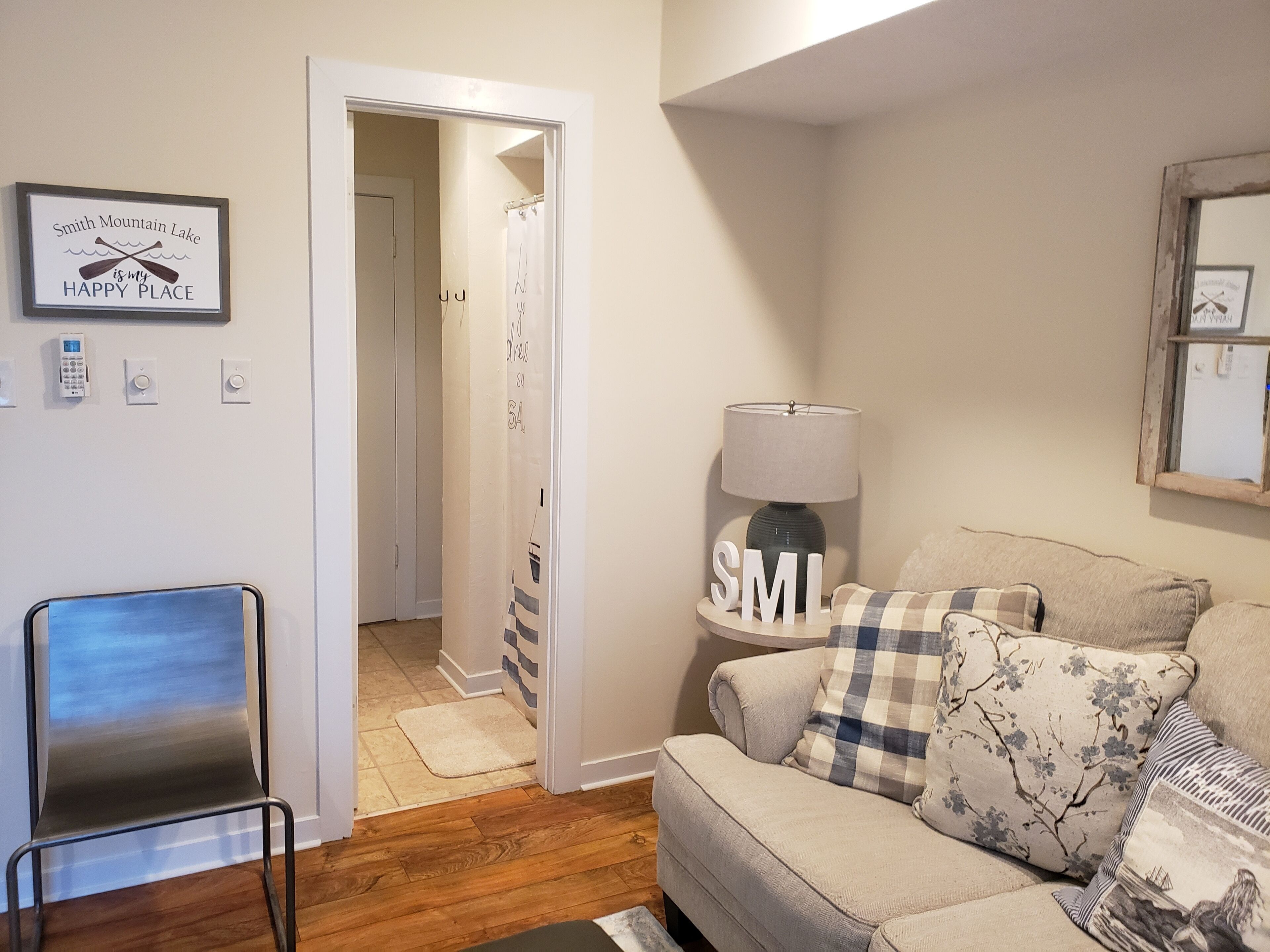 Breathtaking Sunset Views Over Smith Mountain Lake Offers No Stairs To Condo\n - Smith Mountain Lake, VA