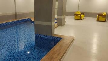 Piscina interna