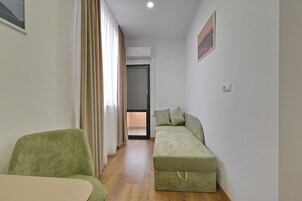Quarto Duplo Júnior, vista para a montanha | Varanda