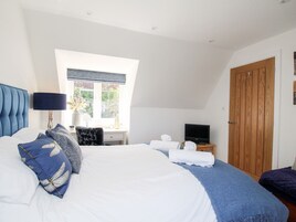 Casa de Campo | 3 quartos, com decoração personalizada, com mobília individualizada