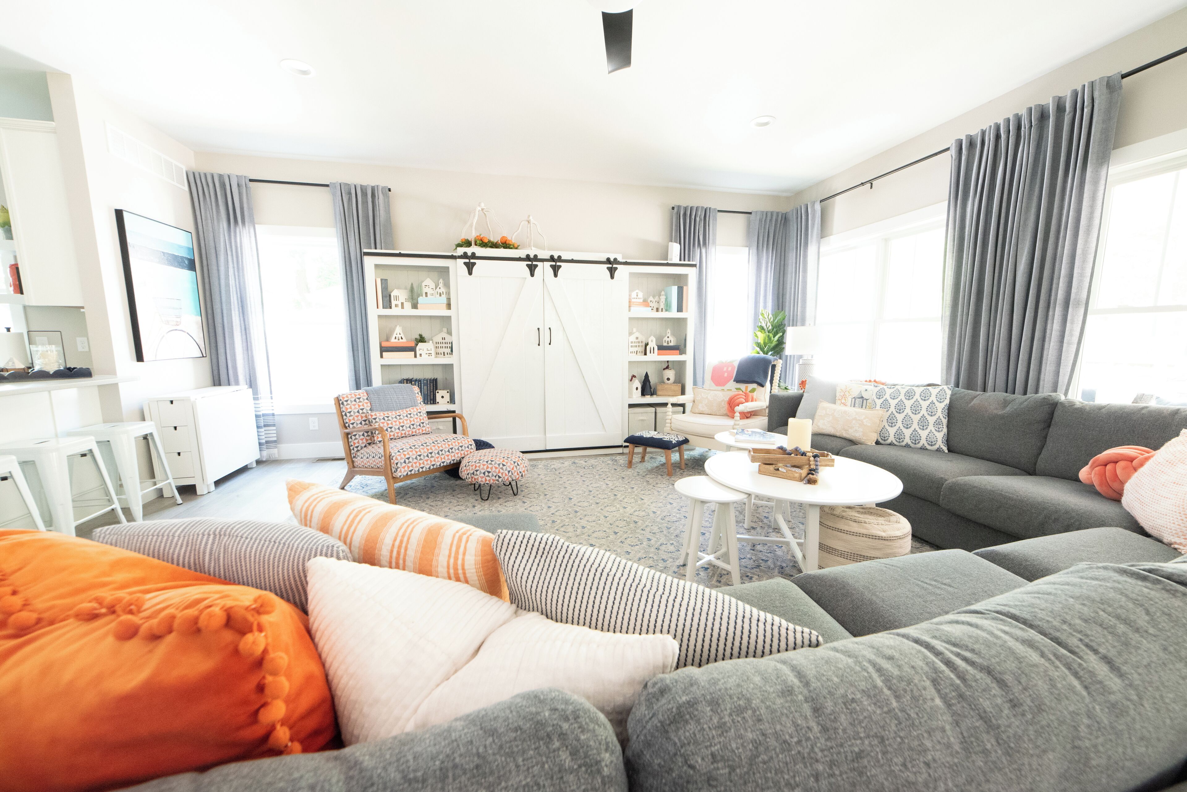 "Upside" New Cottage W Custom Built Bunk Room - Inside Lksd Gates - Kelleys Island, OH