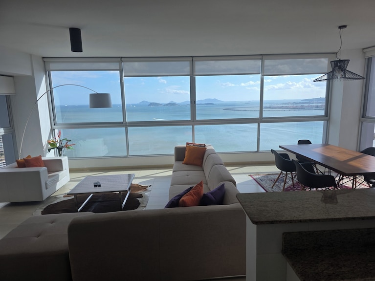 Best Apartment, Ocean Front, High Floor, Best Pty Location - Panama City
