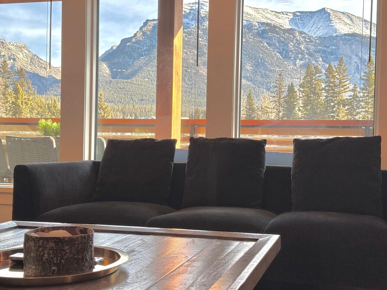 Serenity Villa At Tamarack - Canmore