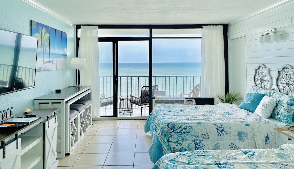 Oceanfront Double Queen Pool & Lazy Riverprivate Balcony Kitchenette - Myrtle Beach