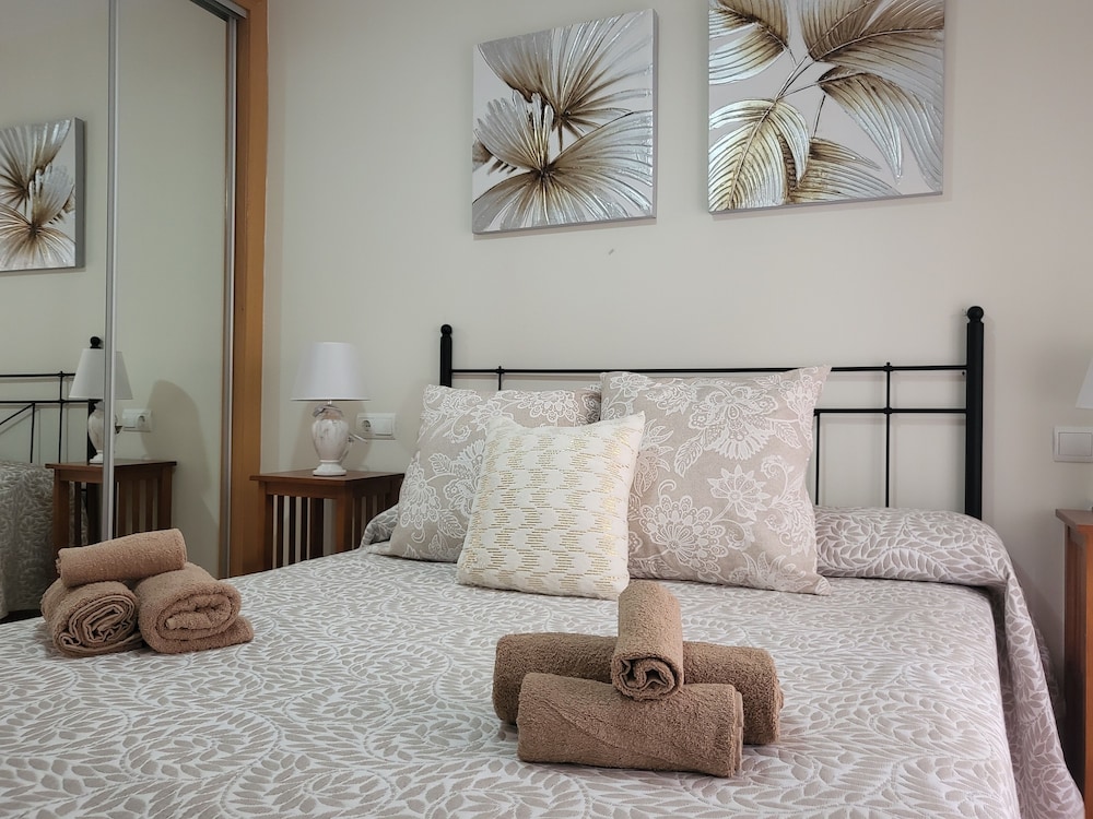 Beautiful First Floor Apartment In First Line Of Vera-playa With Communal Pool And Terrace! - Mojácar