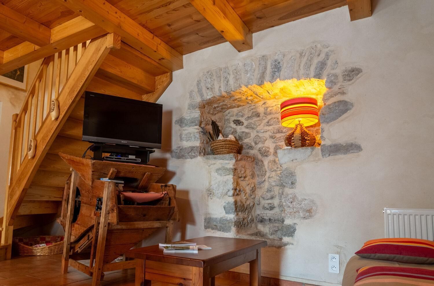 Gîte La Vieille Ecole At Le Bruel Des Vignes - Les Vignes