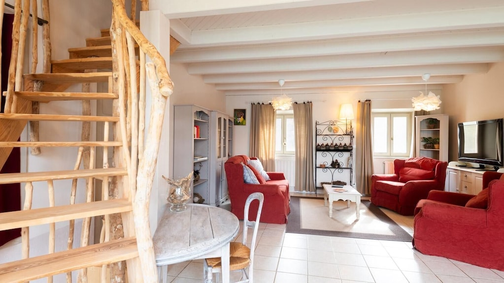 Le Gîte Des Champs, à Montbrun. - Florac