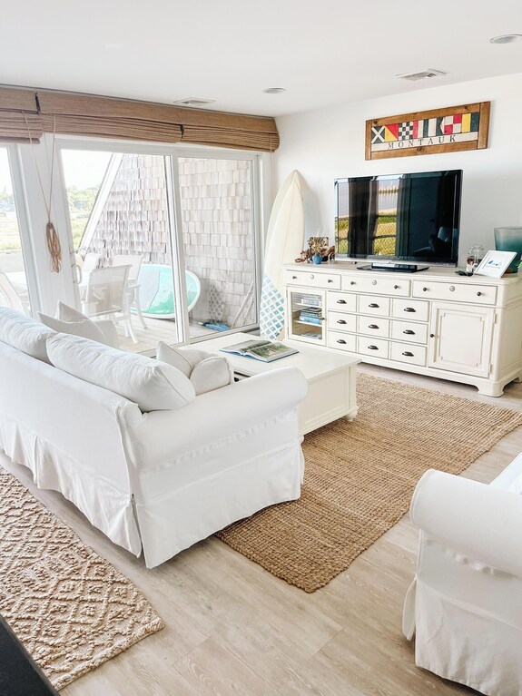 Spectacular Montauk Sunset In Gated Community - Perfect For Families! - Montauk, NY