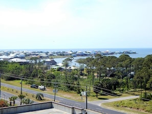 Apartamento em Condomínio Fechado, 3 quartos | Vista para a praia ou o mar