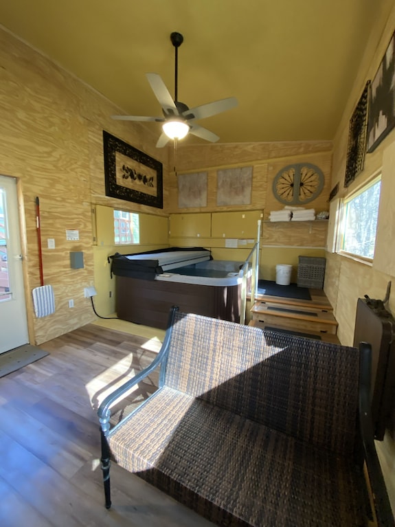 Cozy Cottage In The Country W/ Hot Tub! 20 Minutes Away From Downtown Austin - Texas
