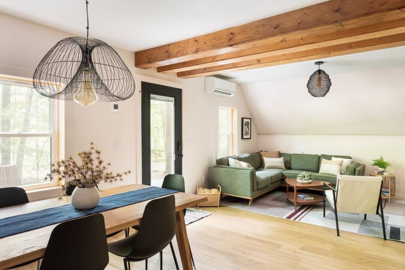 A Cozy Getaway Nestled In The Woods Of Northern Michigan. - Interlochen, MI