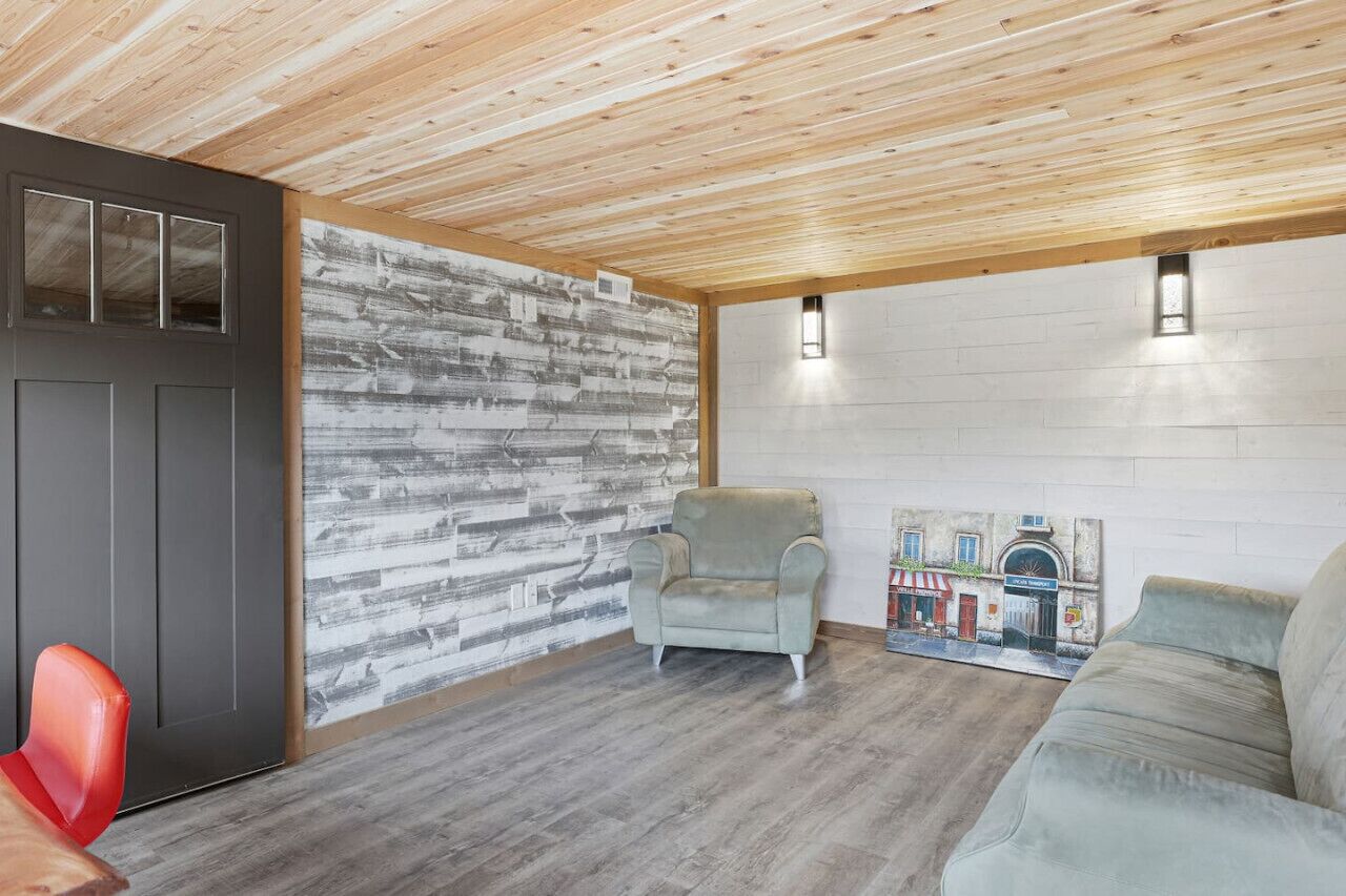 Star Lake Waterfront Craftsman Modern - Tacoma, WA