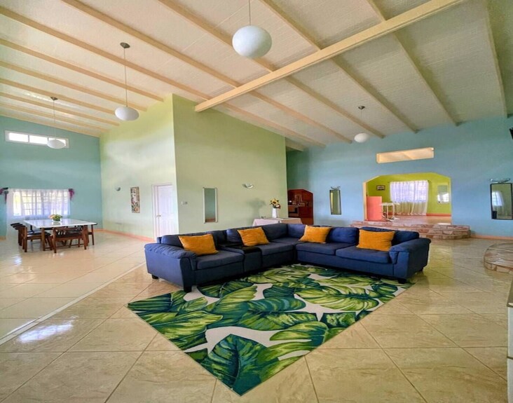 Good Vibes & Sunsets - Grenada