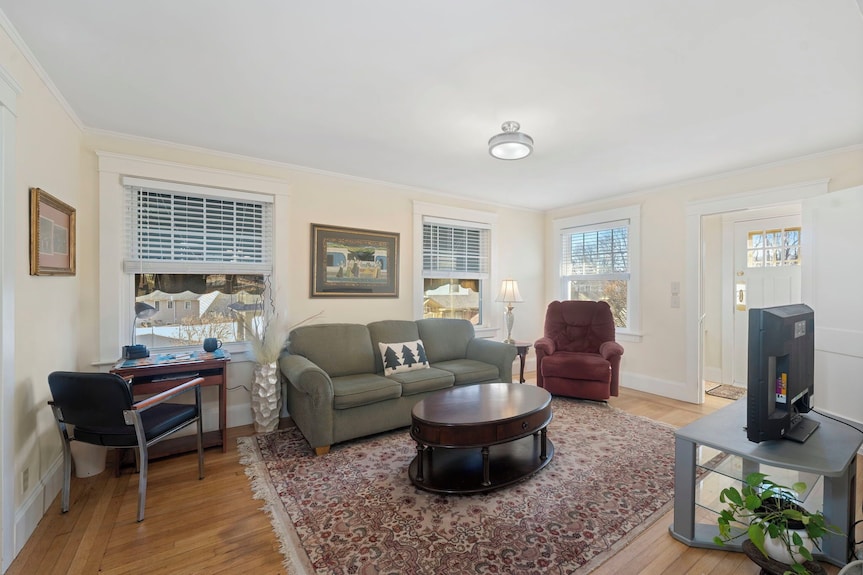 Weymouth Hill Station. Hillside Cottage Retreat With Water Views - Rhode Island