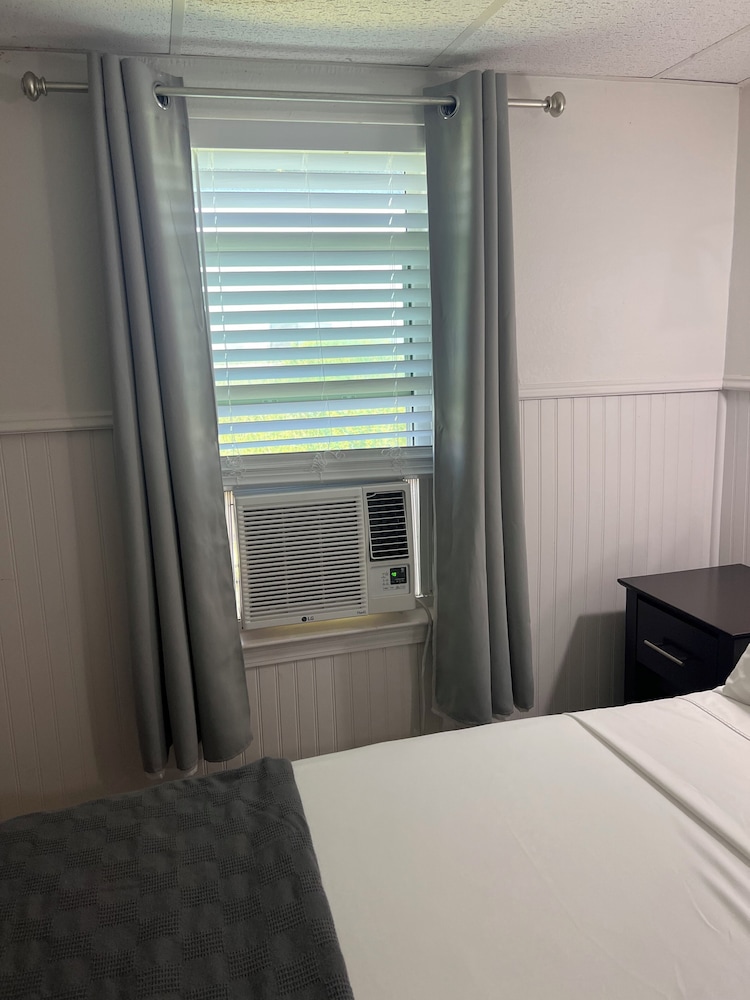 The Mark At Surfside, Apt. 1 - Surfside Beach, TX